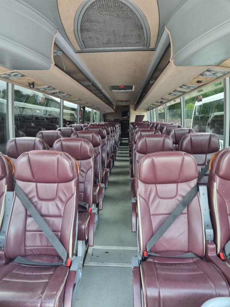 2015 Volvo B9R Plaxton Elite - routeone Trader