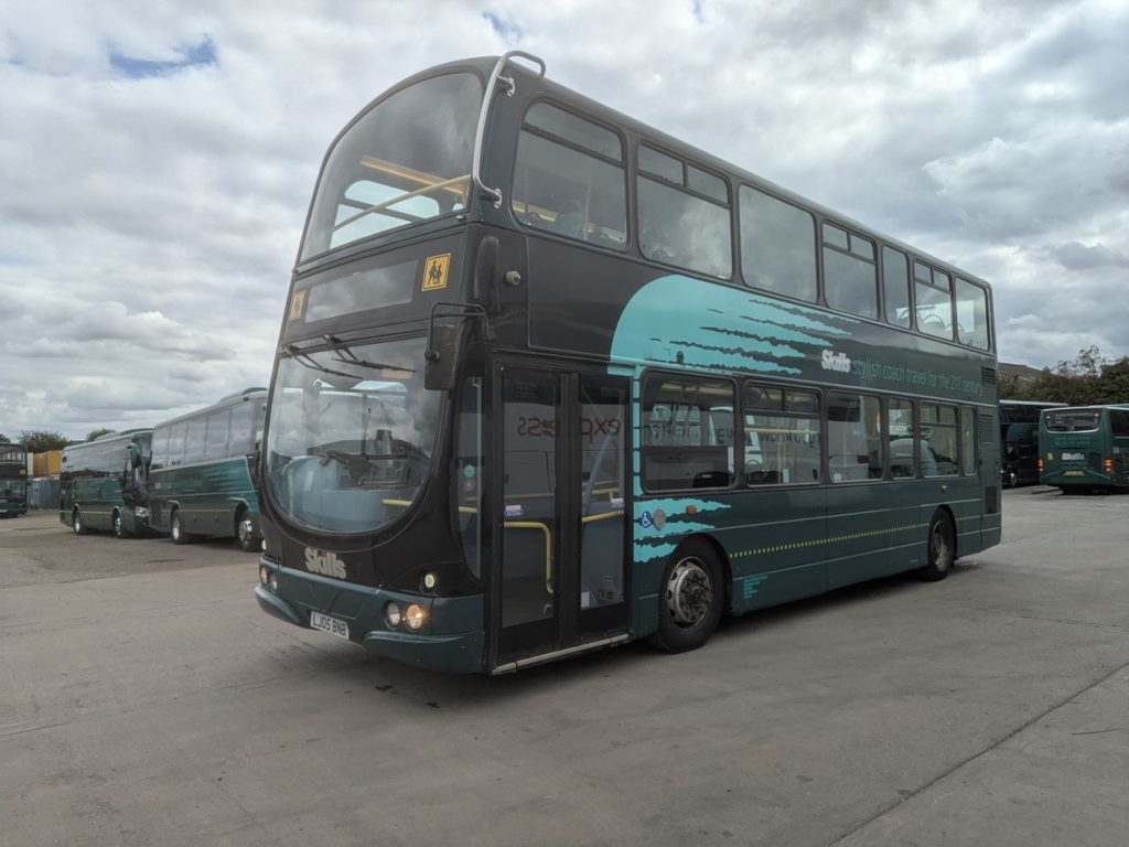 2005 (05) DAF DB250 Wright Eclipse Gemini 72 Seat PSVAR Compliant ...