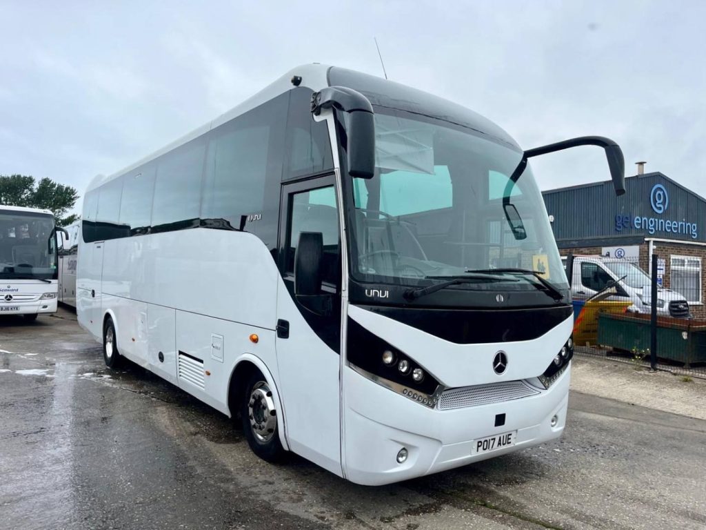 Mercedes Unvi GT Touring 2017 - routeone Trader