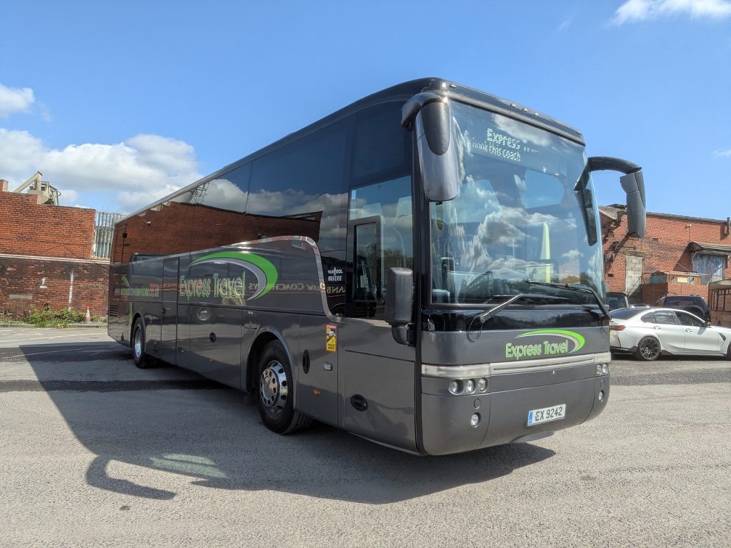 2010 (60) Volvo B12B Van Hool T9 Alizee 49 Seat PSVAR Compliant ...