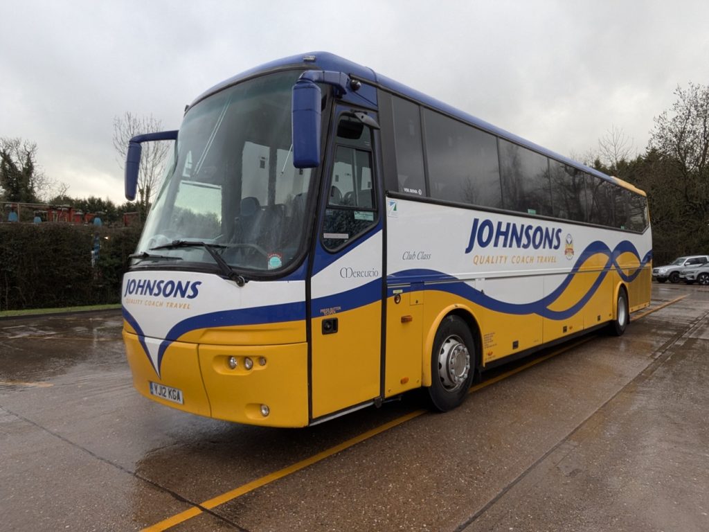 2012 (12) Bova FHD 127.365 Futura Classic 53 Seat Executive Coach ...